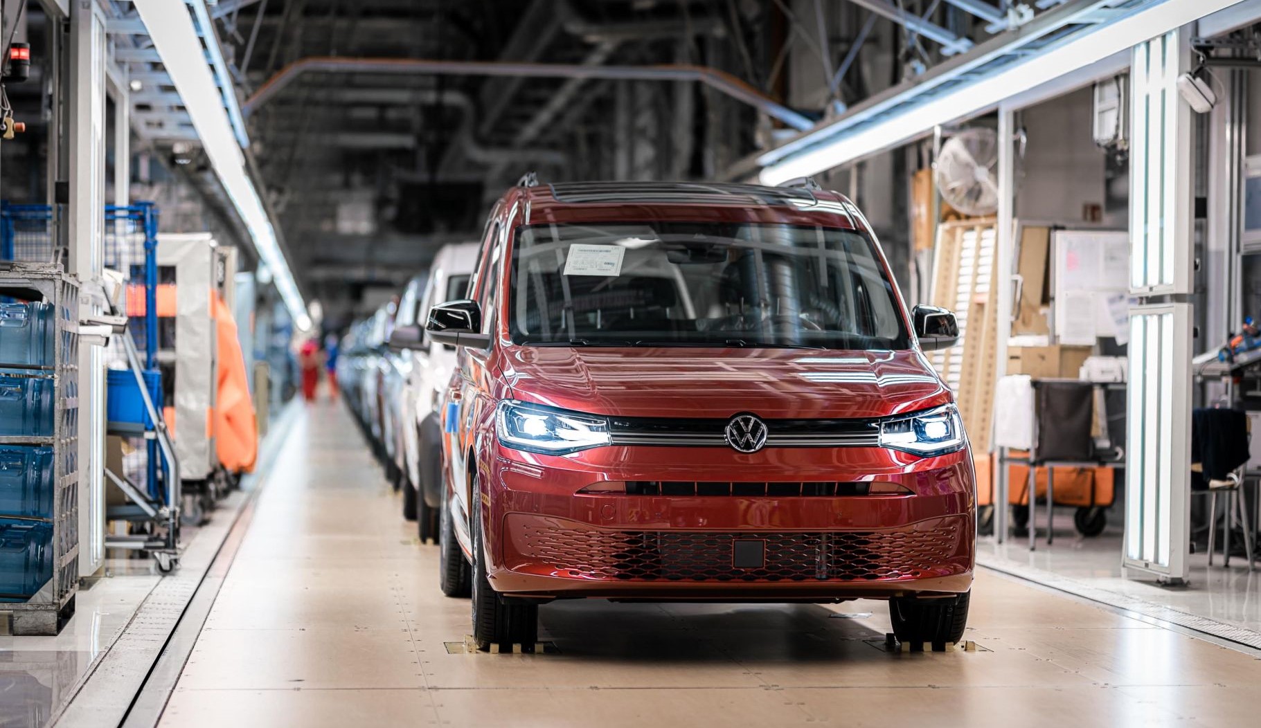 2023 Volkswagen Caddy 2.0 TDI 122 HP Life Özellikleri - Araç Karşılaştırma